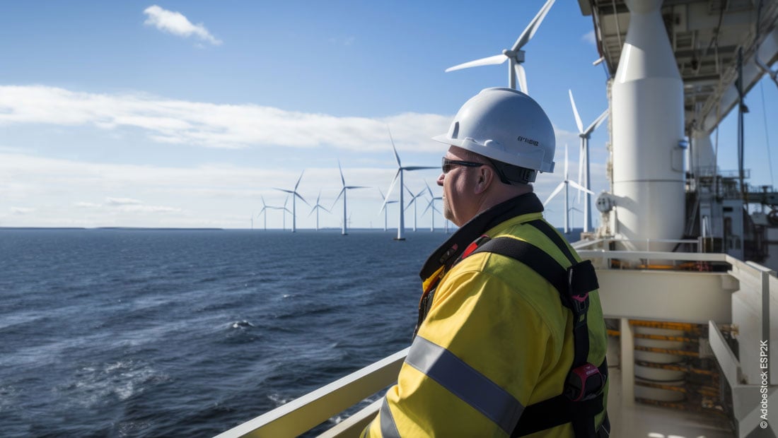 What needs to be considered during offshore transformer service?